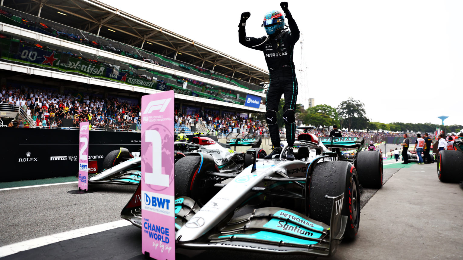 Lewis Hamilton given ‘wake-up call’ by F1 rival doing ‘a lot better’