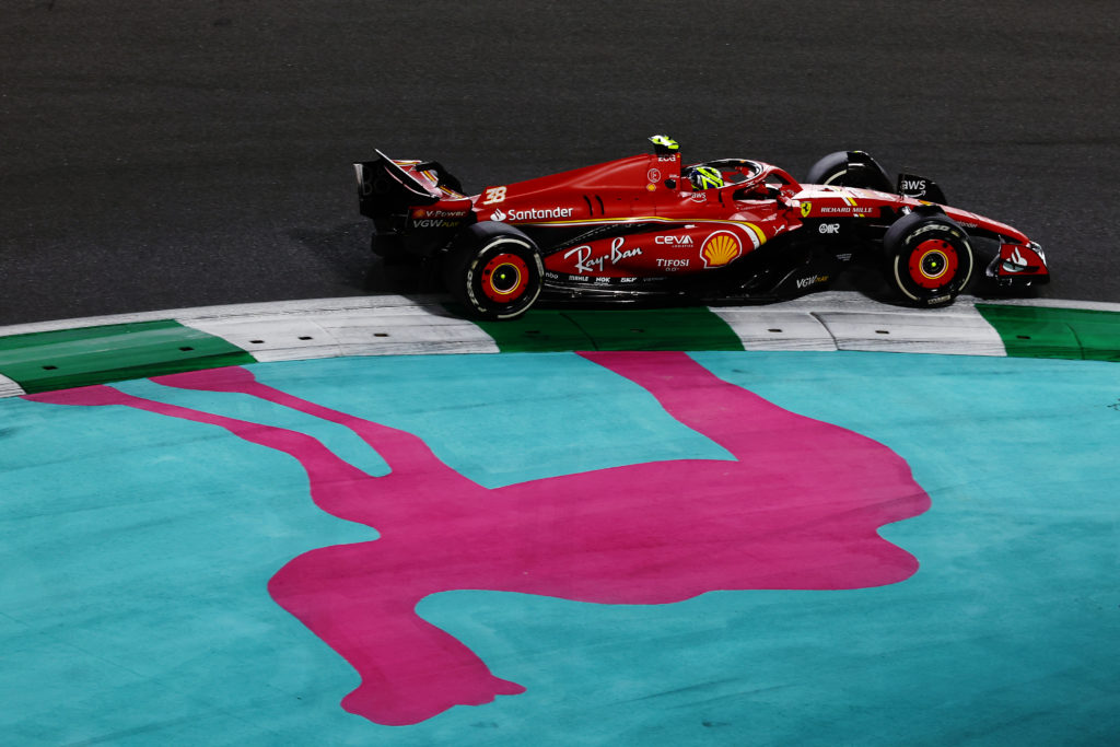 Jordan ‘sure’ Sainz is telling ‘himself’ 1 thing after Bearman debut