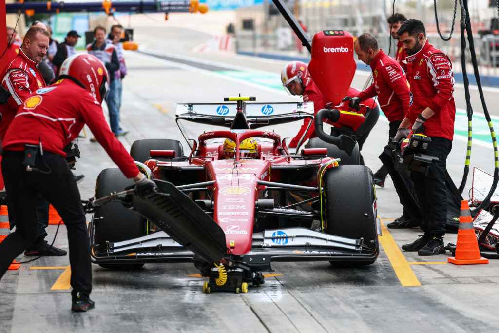 Lewis Hamilton warned he's heading to the Australian Grand Prix ...