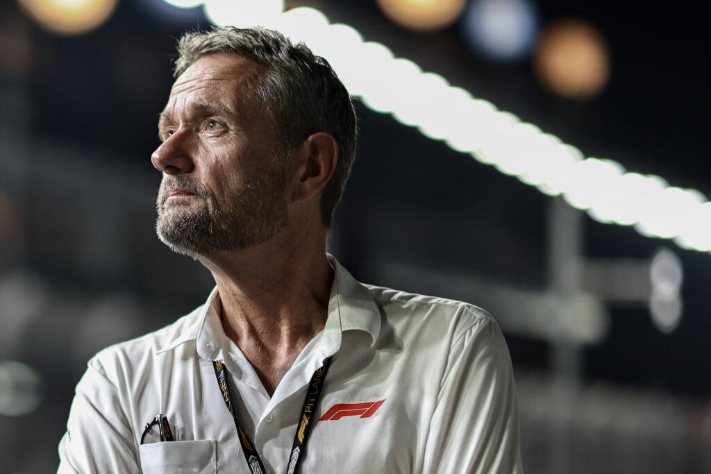 F1 bosses now coming under pressure from Alpine's rivals not to grant ...