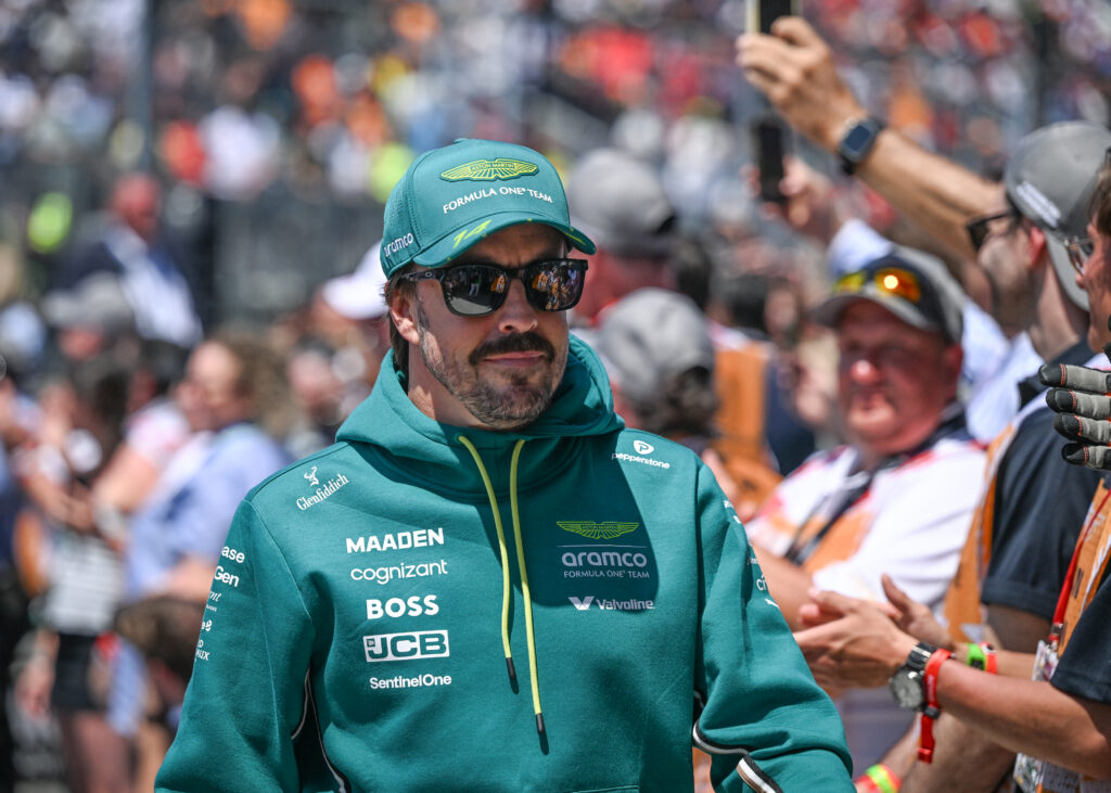 Fernando Alonso mocked F1 rival Lewis Hamilton in unheard radio message ...