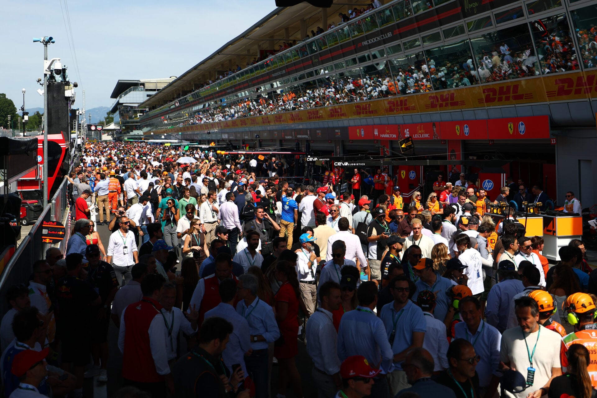 F1 staff now being offered ‘three times’ their salary to join rival ...