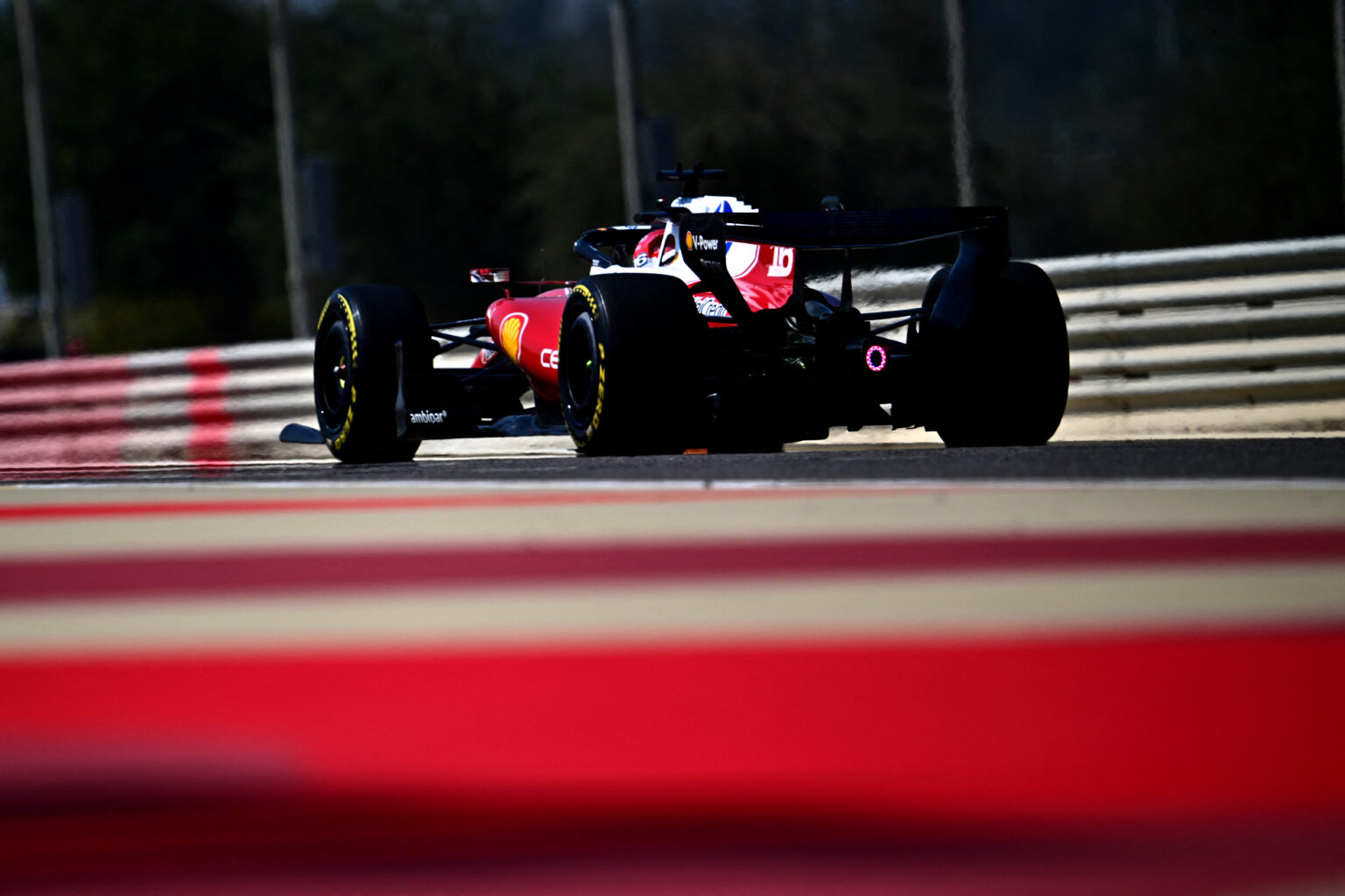 Rival aero designers see Ferrari exhaust flap as 'detrimental' trade ...